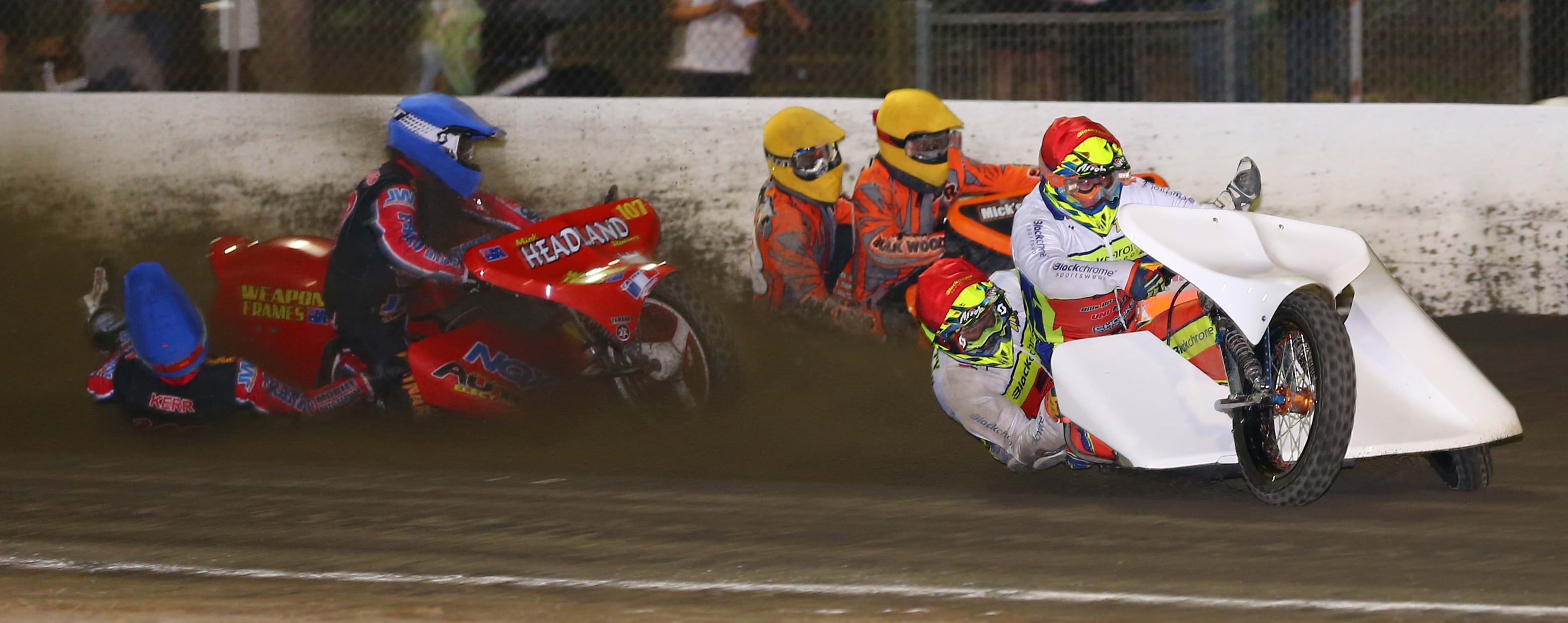 Headland wins, Plaisted excluded in SA Sidecar Championship